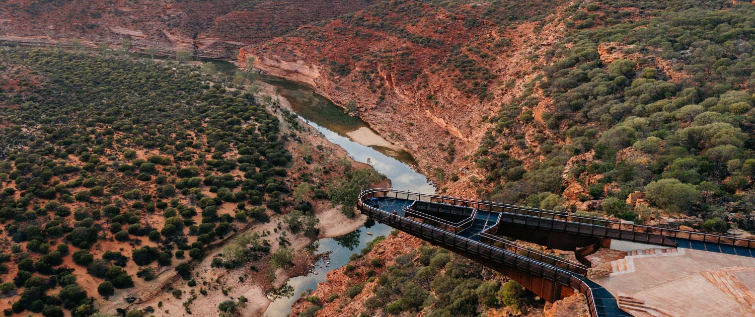 Outback Coast 4-Day Tour from Perth to Monkey Mia